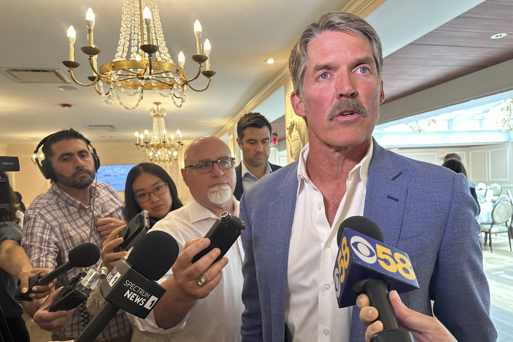 The wife of Republican Wisconsin US Senate candidate Hovde takes aim at ...